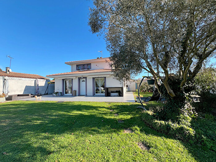 Maison à vendre - Gujan-Mestras, Gujan - 4 pièces - 3 chambres