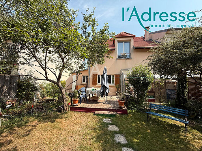 Maison à vendre - Noisy-le-Grand, Nord - 5 pièces - 3 chambres