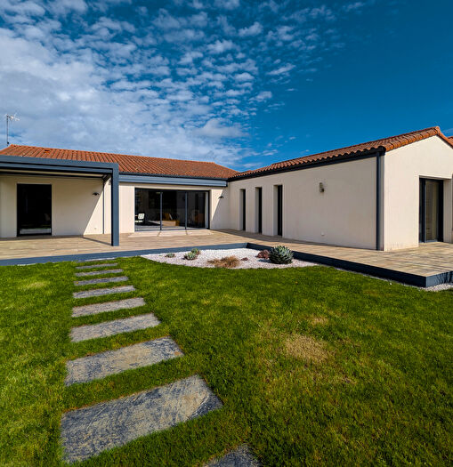 Maison à vendre - Les Sables-dOlonne - 6 pièces - 3 chambres