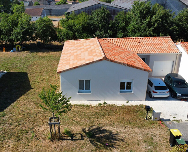 Fouquebrune - Maison 4 pièces à vendre