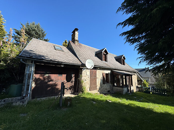 Liginiac : Maison 8 pièces à vendre