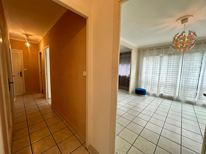 Appartement à vendre - Clermont-Ferrand, Vallières, Sallins, Poncillon - 3 pièces - 2 chambres