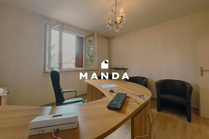 Appartement à vendre - Saint-Denis, République, Gare - 2 pièces - 1 chambre