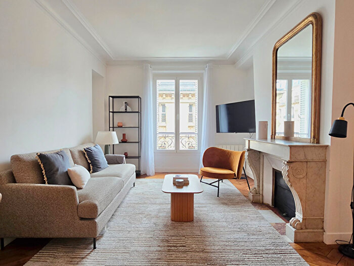 Paris 15ème, Pasteur, Montparnasse : Appartement 3 pièces à louer