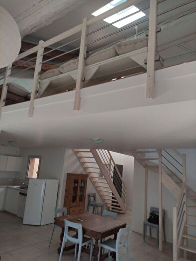 Appartement à louer - Saint-Cyr-au-Mont-dOr - 5 pièces - 3 chambres