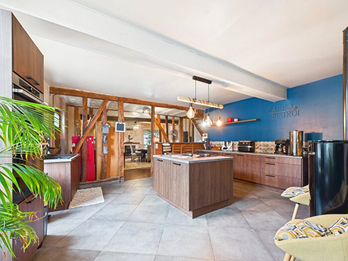 Maison à vendre - Villy-le-Maréchal - 9 pièces - 7 chambres