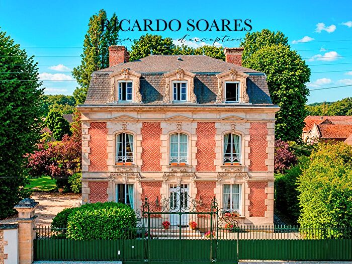 Maison 11 pièces à vendre à Sacy-le-Grand