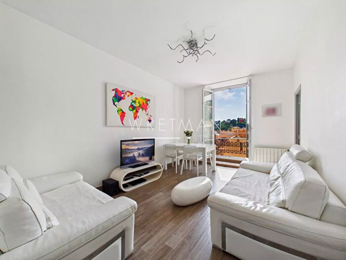Appartement 3 pièces à vendre - Menton, Hôtel de Ville, Vieille Ville, Musée, Madone, Carnolès