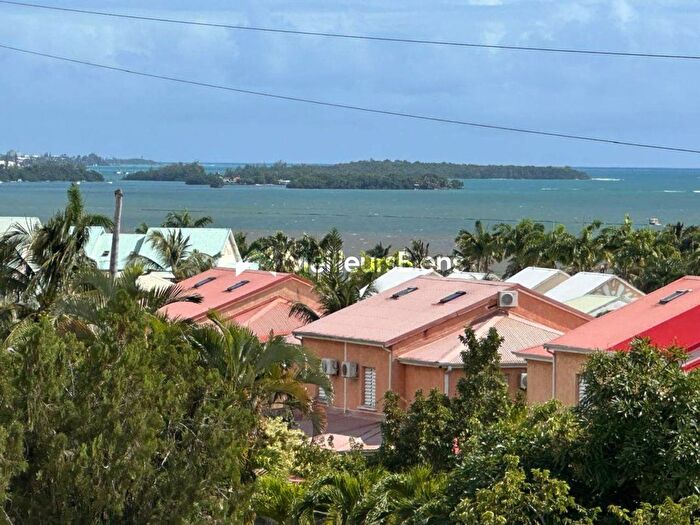 Appartement à vendre - Baie-Mahault - 4 pièces - 3 chambres