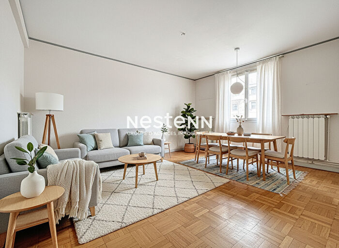 Appartement à vendre - Issy-les-Moulineaux, Les Iles, La Ferme - 3 pièces - 2 chambres