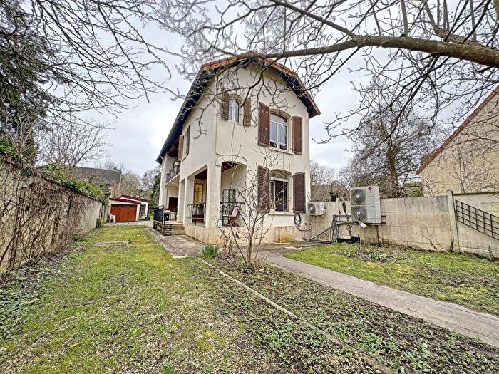 Appartement à louer - Guyonnerie-Vieux Parc, Bures-sur-Yvette - 1 pièce