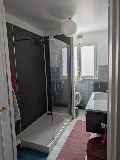 Appartement à louer - Briand Leclerc, Sens - 4 pièces - 2 chambres