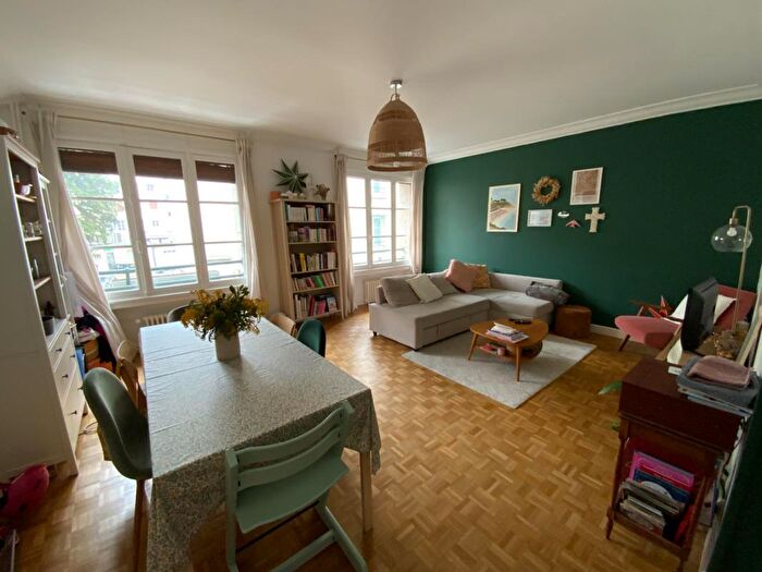 Appartement à vendre - Orléans, Bannier, République - 3 pièces - 2 chambres