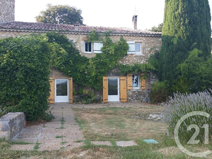 Maison 6 pièces à louer - Roussas