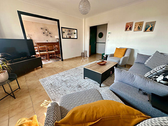 Appartement à vendre - Carrières-sous-Poissy, Les Oiseaux - 4 pièces - 2 chambres