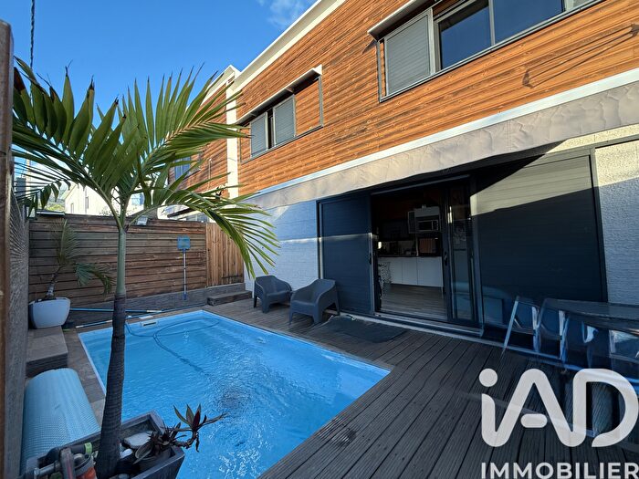 Maison à vendre - Les Trois-Bassins, Souris Blanche - 5 pièces - 3 chambres