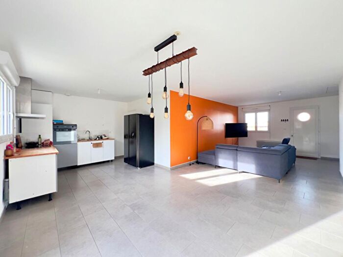 Maison à vendre - Montfaucon-Montigné - 4 pièces - 3 chambres