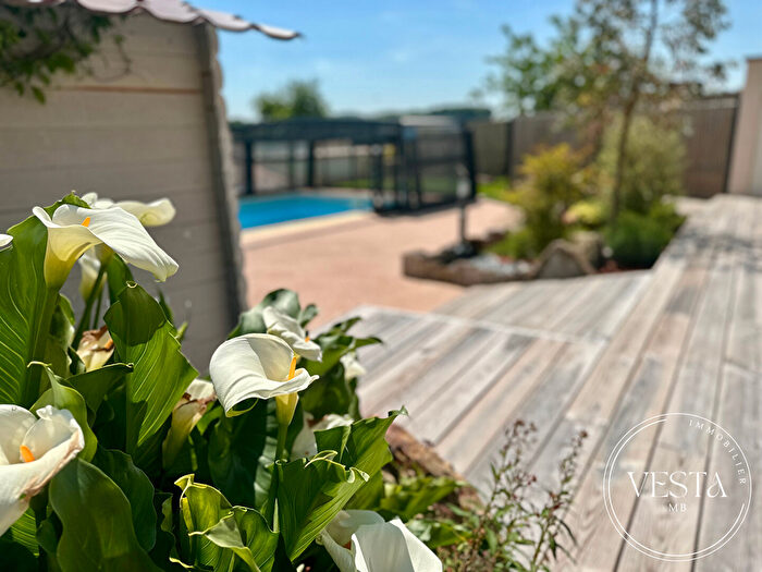 Maison à vendre - Dole - 5 pièces - 3 chambres