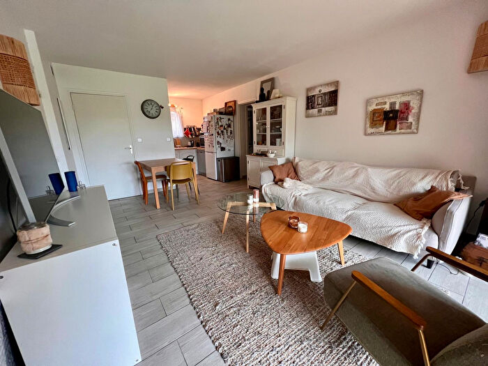 Maison à vendre - Arles, Pont de Crau, Moulès - 4 pièces - 3 chambres