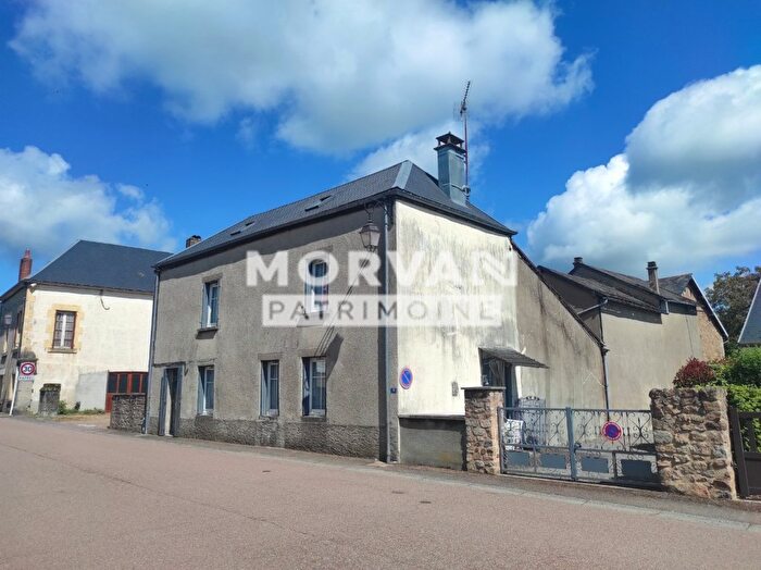 Ouroux-en-Morvan : Maison 4 pièces à vendre