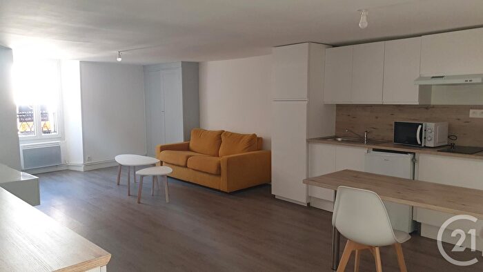 Appartement 2 pièces à Montluçon, Centre-ville, Les Forges, à louer