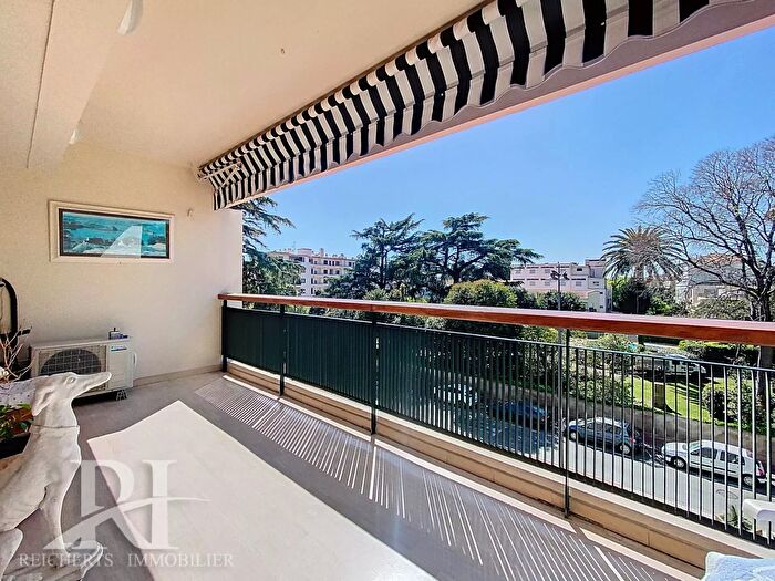Appartement 2 pièces à Cannes, Californie Pezou, à vendre