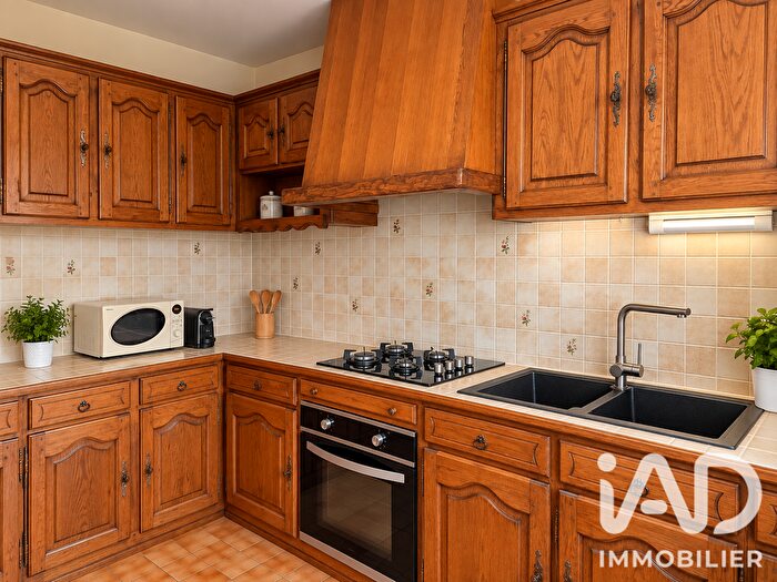 Sainte-Maure-de-Touraine : Maison 3 pièces à vendre