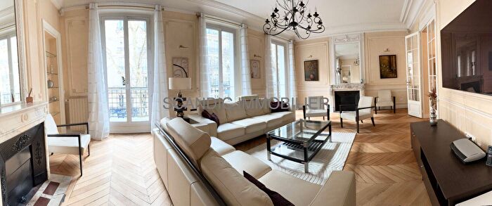 Gros Caillou, Paris 7ème arrondissement : Appartement 5 pièces à louer