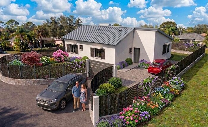 Maison 4 pièces à vendre - Saint-Denis, La Montagne 15ème