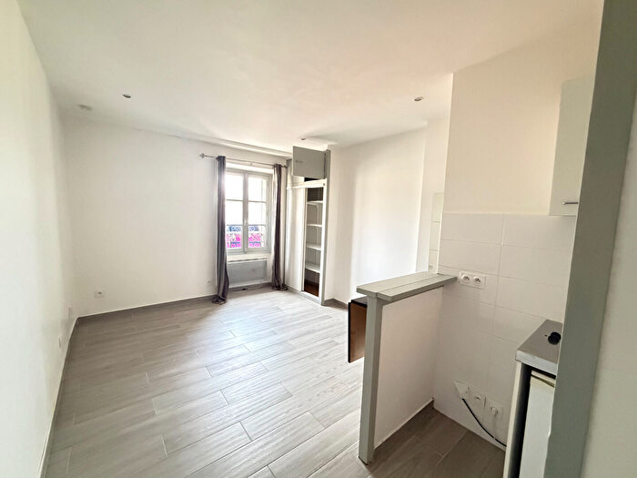 Appartement à louer - Versailles, Notre Dame - 1 pièce