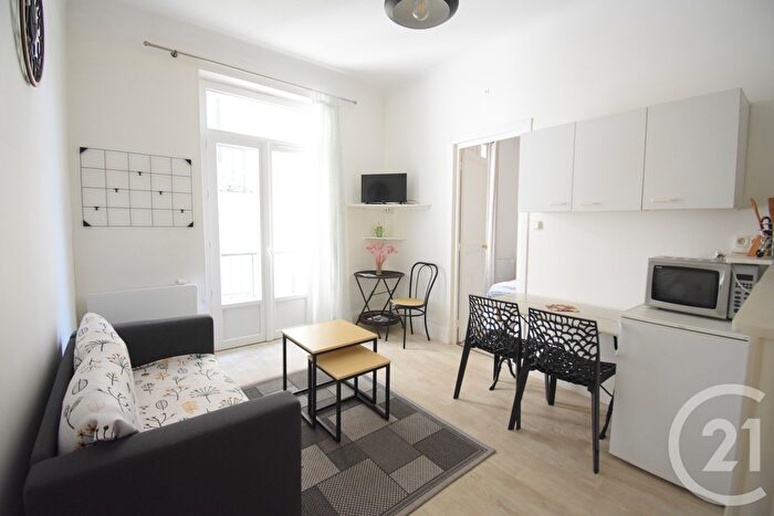 Vichy, Thermal : Appartement 2 pièces à louer