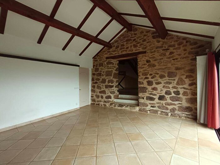 Maison à louer - Les Salelles - 3 pièces - 2 chambres