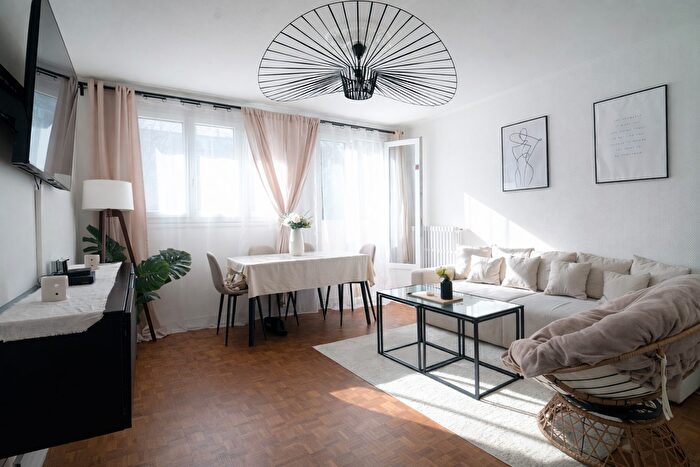 Appartement à vendre - Livry-Gargan, Centre-ville - 2 pièces - 1 chambre