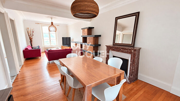 Chartres, Hôtel Dieu, Grand Faubourg - Maison 6 pièces à louer
