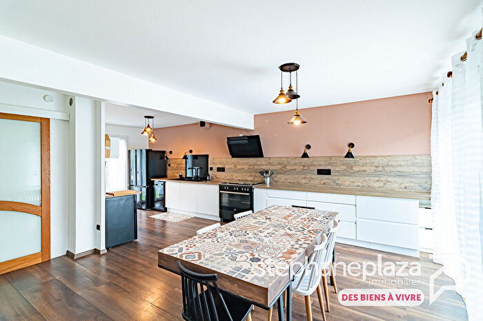 Maison à vendre - Bourg-en-Bresse, Dîmes, Sardières - 7 pièces - 6 chambres