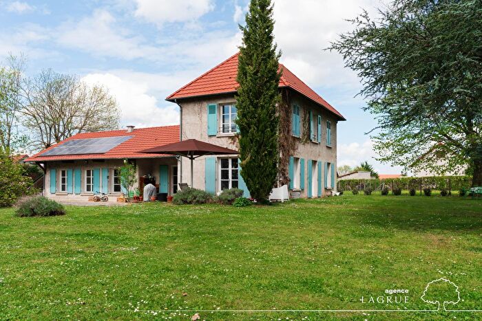 Maison à vendre - Vendat - 7 pièces - 4 chambres