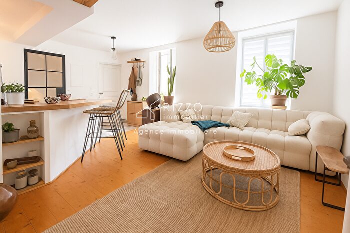 Appartement à vendre - Gex - 3 pièces - 2 chambres