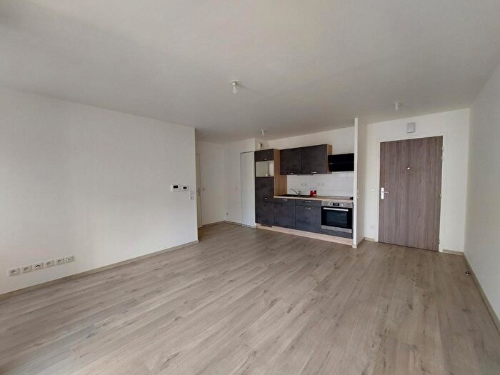 Rouen, Centre-ville Rive gauche : Appartement 3 pièces à louer