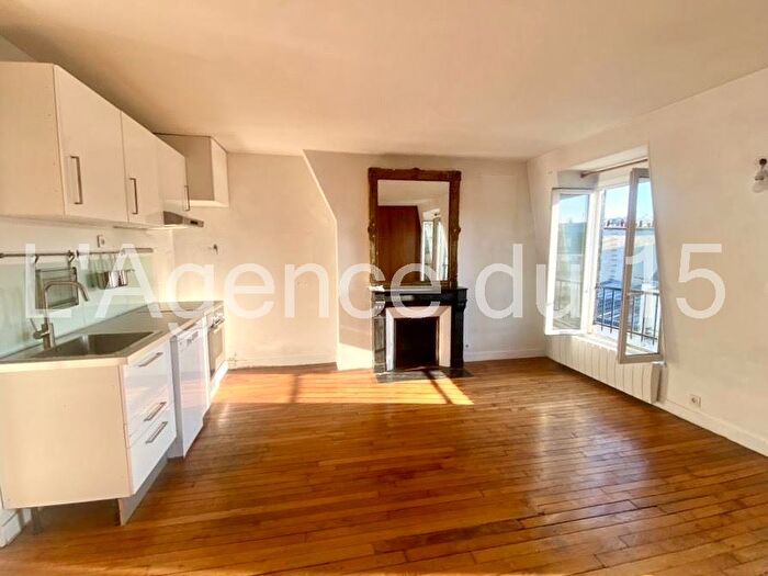 Appartement à louer - Paris e , Saint-Lambert, Convention - 1 pièce