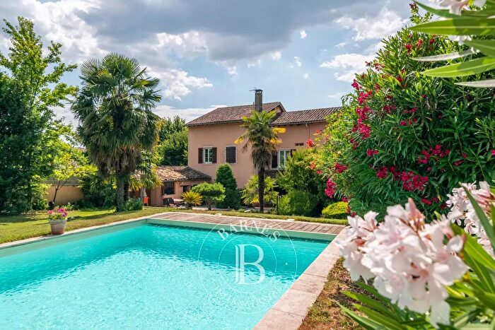 Maison à vendre - Fareins - 7 pièces - 6 chambres