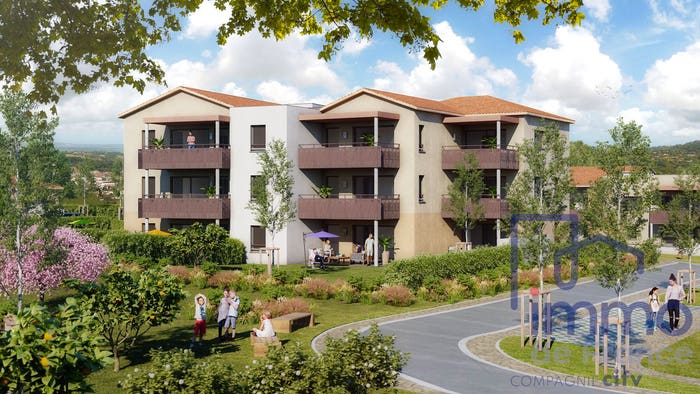 Montbrison, Centre-ville : Maison 2 pièces à vendre
