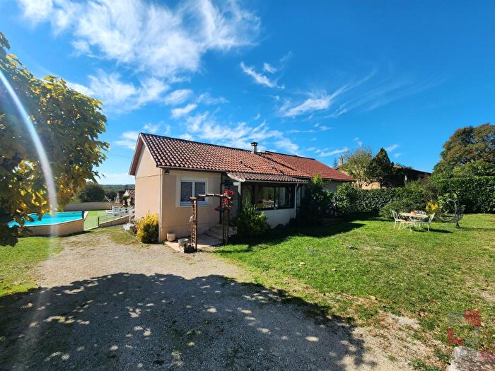 Maison à vendre - Montgesty - 7 pièces - 4 chambres