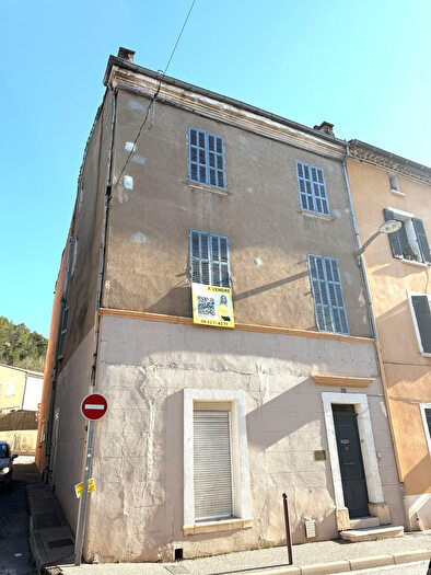 Maison à vendre - Gonfaron - 5 pièces - 3 chambres