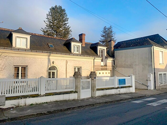 Maison à vendre - La Membrolle-sur-Choisille - 5 pièces - 4 chambres