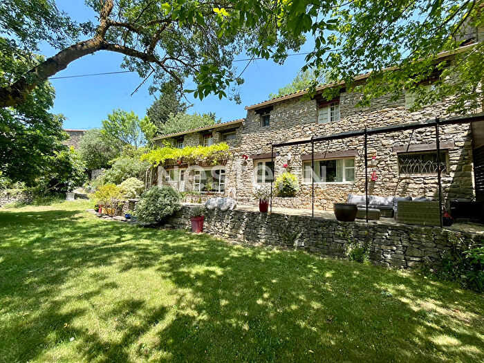 Maison à vendre - Mas-des-Cours - 9 pièces - 5 chambres