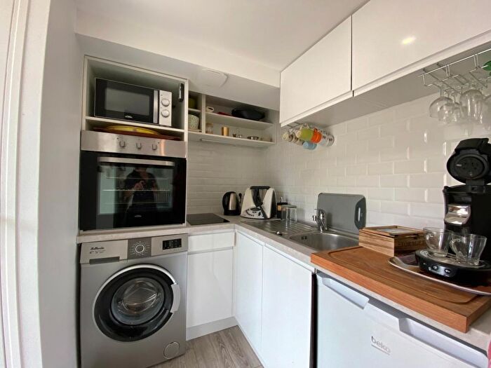 Appartement à louer - Lyon e , Saint-Rambert - 1 pièce