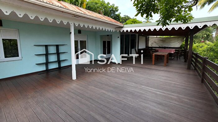 Maison 5 pièces à vendre à Sainte-Marie