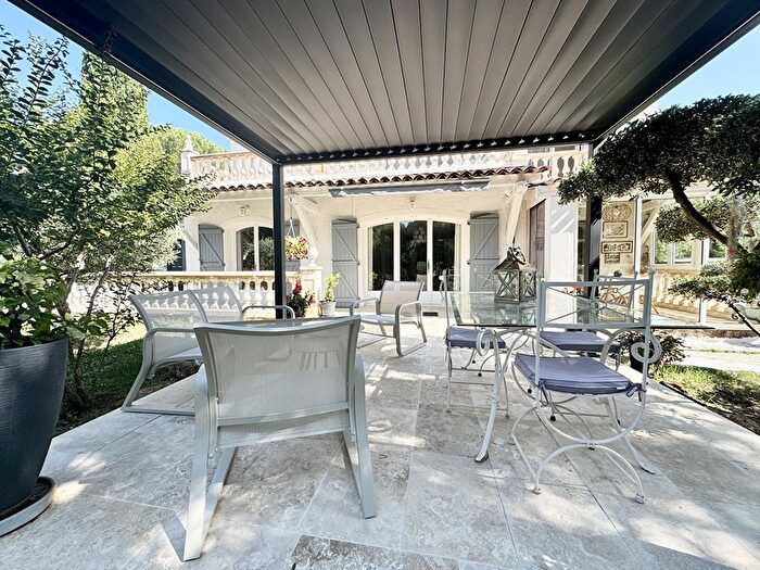 Maison à vendre - Vidauban - 10 pièces - 3 chambres