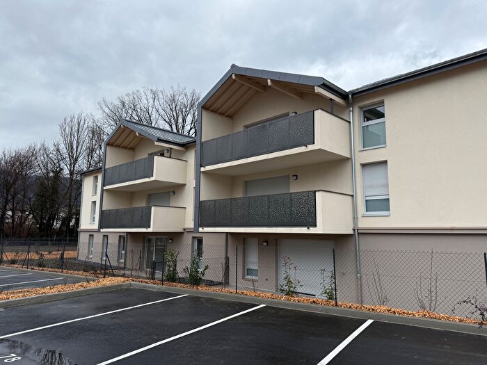 Appartement à louer - Scionzier - 3 pièces - 2 chambres