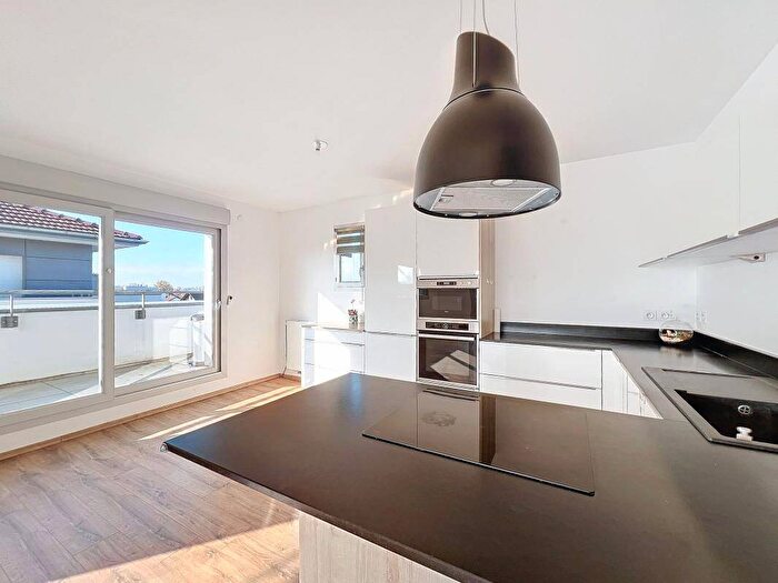 Appartement à louer - Veigy-Foncenex - 4 pièces - 3 chambres